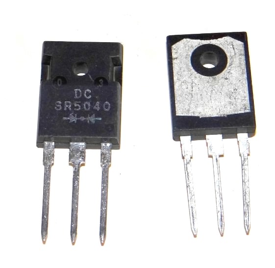 SR5040 D870