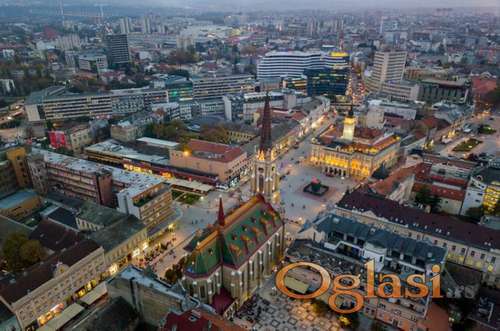 Garažno mesto u centru! 13m2