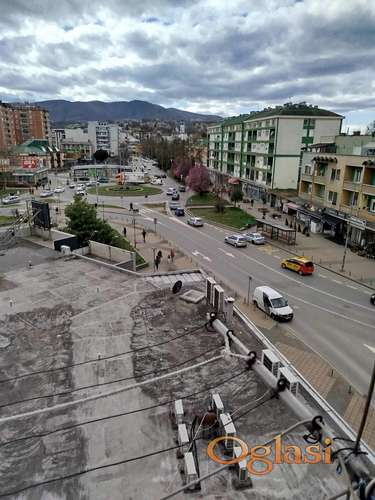 Izdavajem dvosoban namešten stan 56m2 centar Loznice