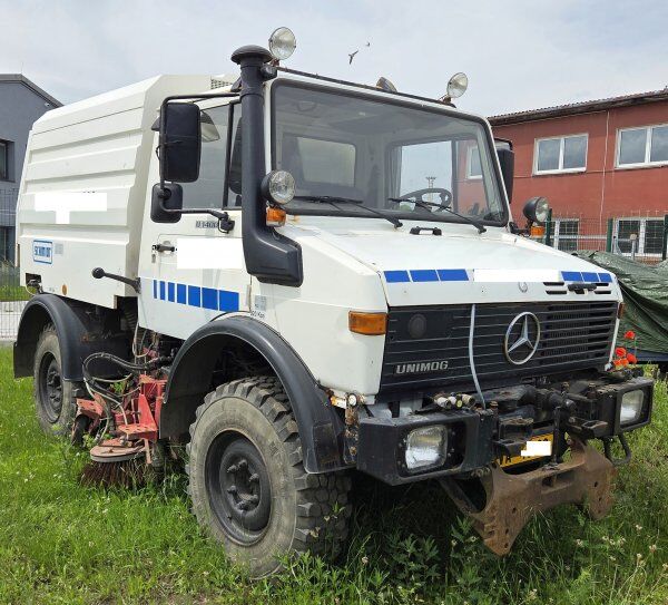 Mercedes-Benz Unimog 1400 +Schmidt SK320 vozilo za čišćenje ulica