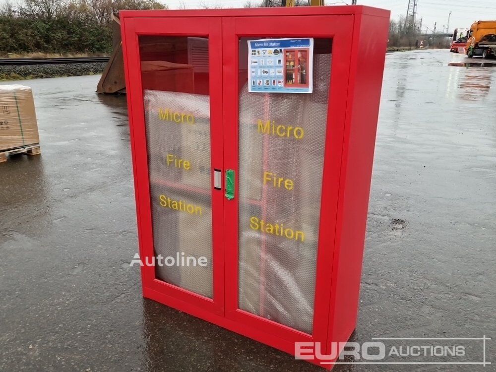 Prodaje se Fire Extinguisher vatrogasnu opremu na aukciji