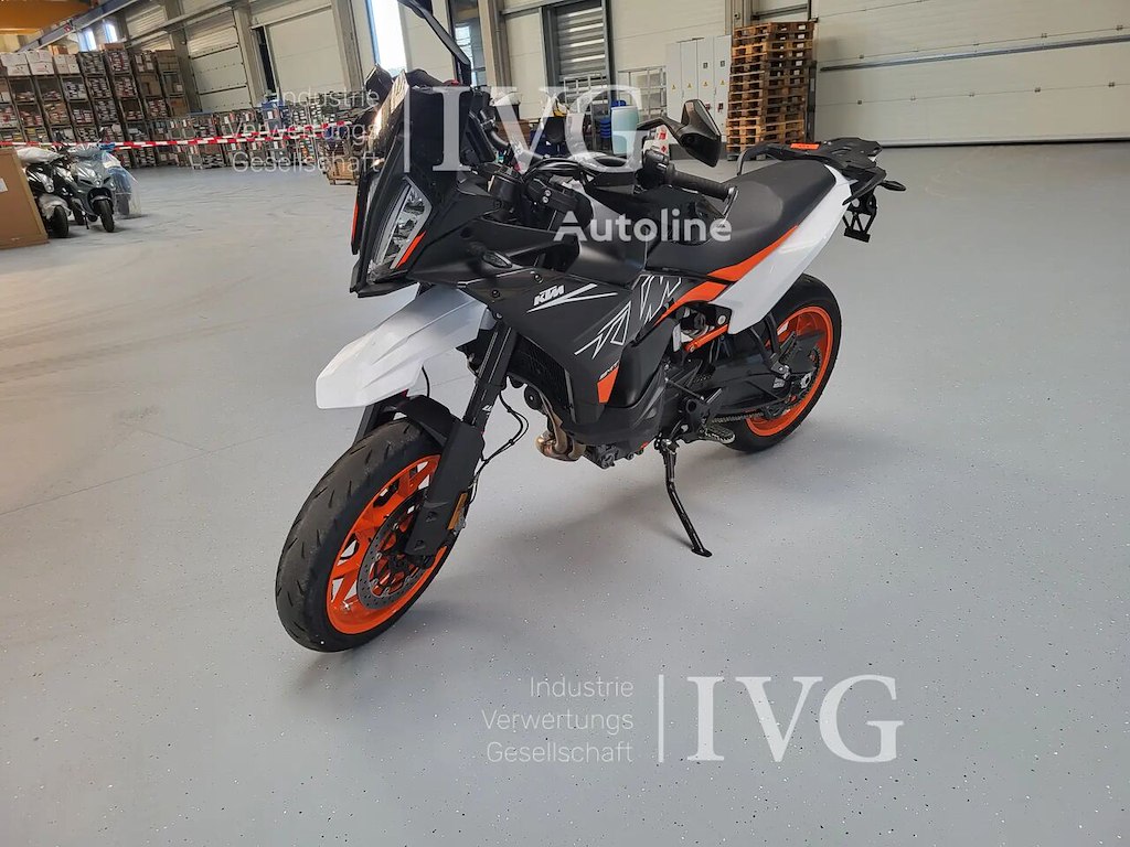 Prodaje se KTM 890 SMT motocikl na aukciji