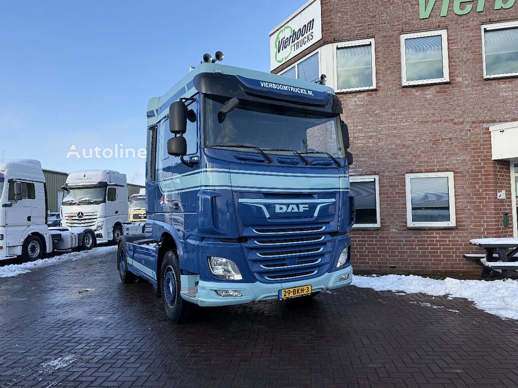 DAF XF 530 XF530 4X2 Spacecab / Retarder / full spoilers / smart tac tegljač