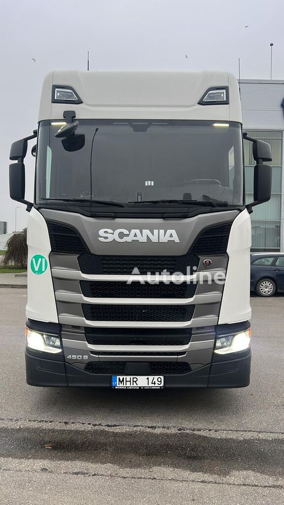 Scania S450 tegljač