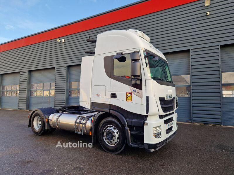 IVECO Stralis NP460 GNL tegljač