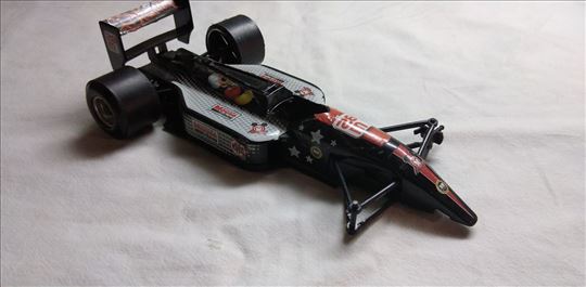 Burago formula 1 Disney1:24,fali pr.spojler i trap