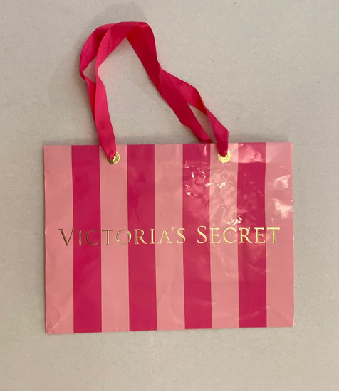  RASPRODAJA  Victorias Secret Kesa