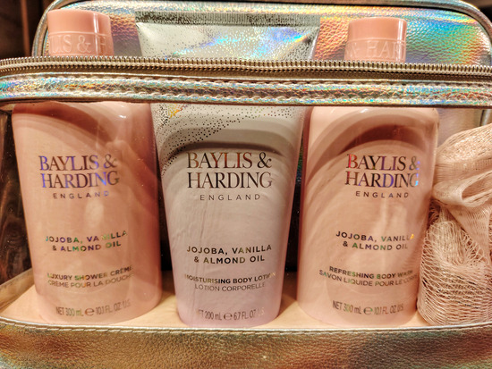 Baylis&Harding set NOVO