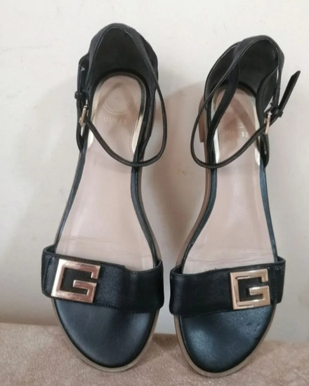 GUESS kozne sandale 40/26