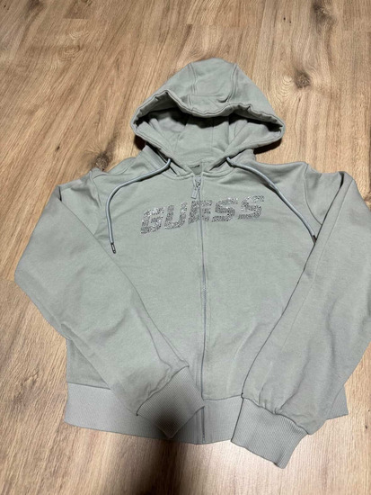 Guess duks