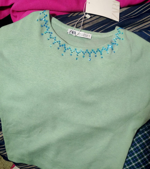 Zara rezedo mint crop top sa cirkonima