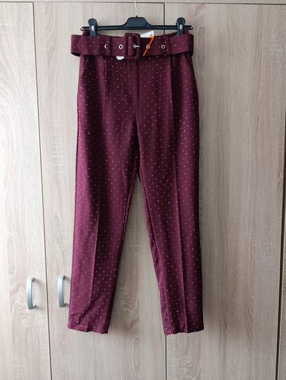 Bordo svetlucave pantalone