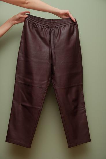Mango bordo pantalone od imitacije kože vel. L