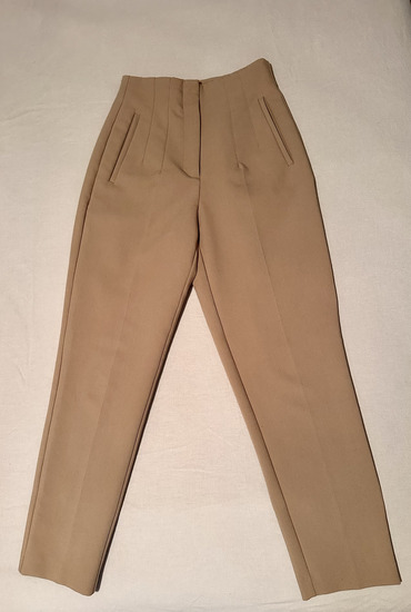 Zara pantalone