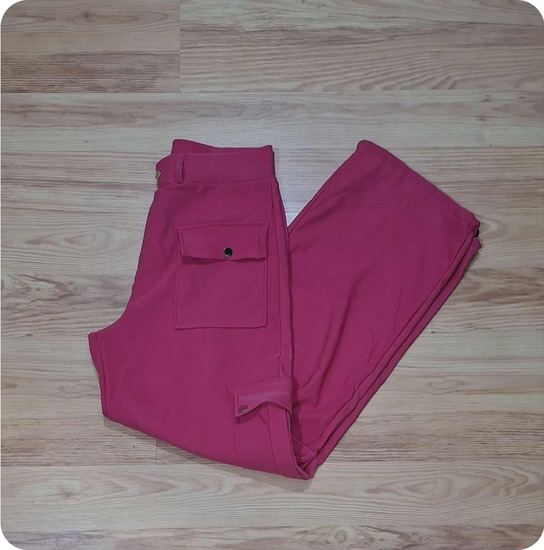 Shein dzeparice pantalone