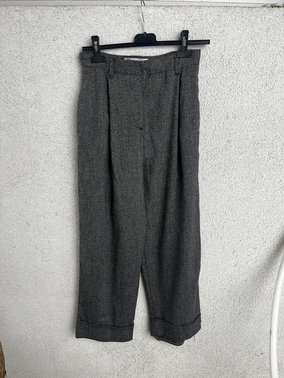 Zara sive pantalone XS