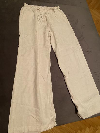 Bershka krem lanene pantalone