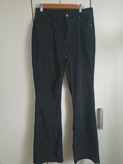 Somot, crne pantalone