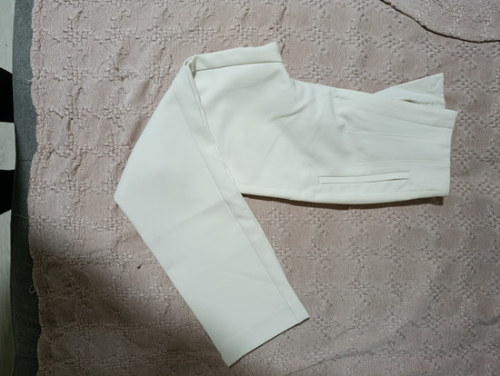 Pantalone cigaret Stradivarius