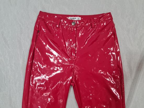 Pull&Bear original crvene pantalone