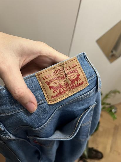 Levis 710 farmerke