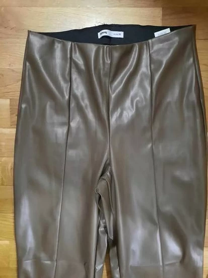 Nove kozne pantalone