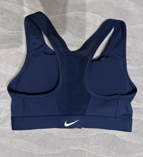   ***NIKE dri-fit sportski top***