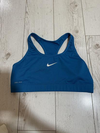 nike top za trening