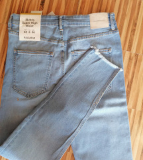 Pull&Bear skiny nove farke 40   snizeno