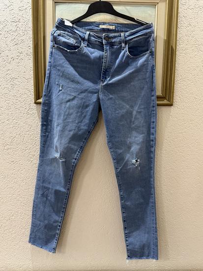 Levis 721 high rise skinny 31