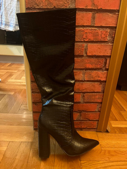 PRELEPE CIZME sada 3500