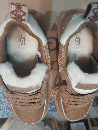 UGG 40