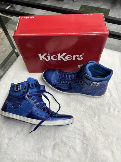 KicKers patike broj 42