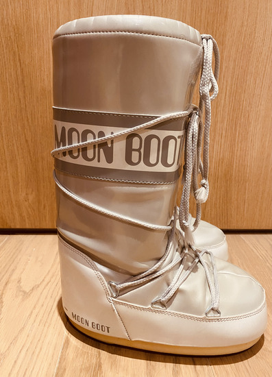 Moon Boot prelepe zimske srebrne čizme❄️  35-38