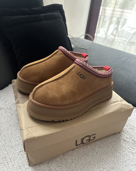 NOVE Ugg Tazz 40