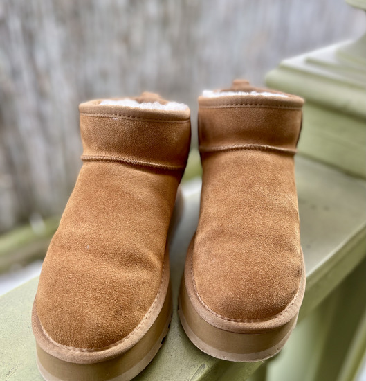 Ugg mini platform original