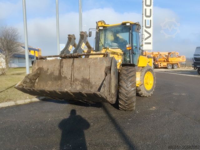Bager-utovarivač
KOMATSU WB97S