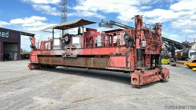 Paver
Wirtgen SP 1500 L /Gleitschalungsfertiger Concrete Paver
