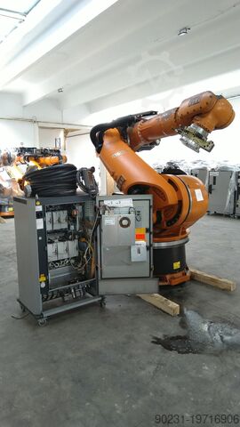 Industrijski robot
KUKA KRC2 KR 360 L240 USED TESTED 2004 MODEL