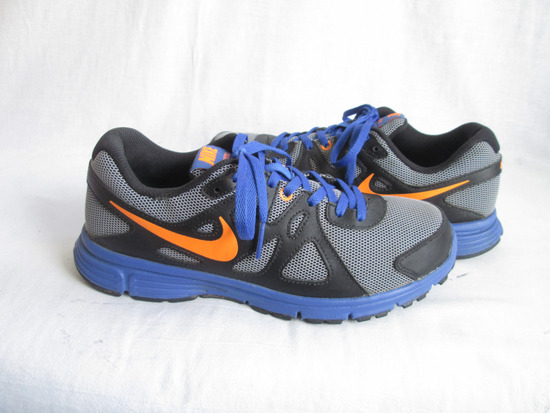 PATIKE "NIKE revolution 2" 38 kao nove
