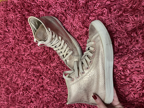 Converse rose gold limited edition starke