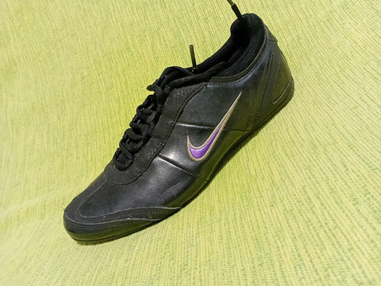 NIKE kozne patike 37,5/23,5