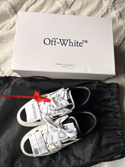 patike off white