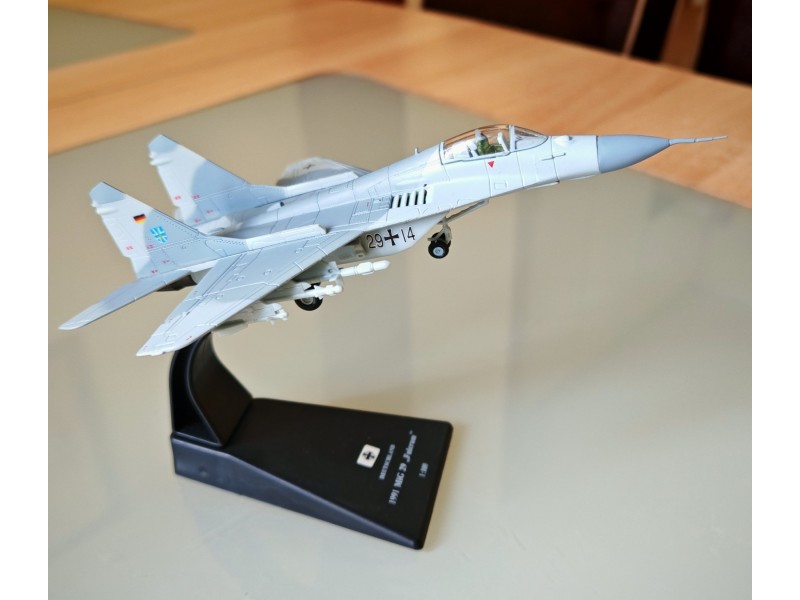 MiG-29 Fulcrum 1:72 Amercom! Retko!