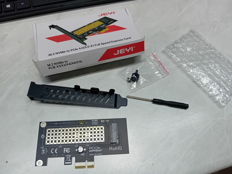 pci e x1 M.2 nvme kartica ispravna nova