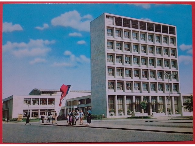 NIŠ- DOM JNA- STARA RAZGLEDNICA ((čista)