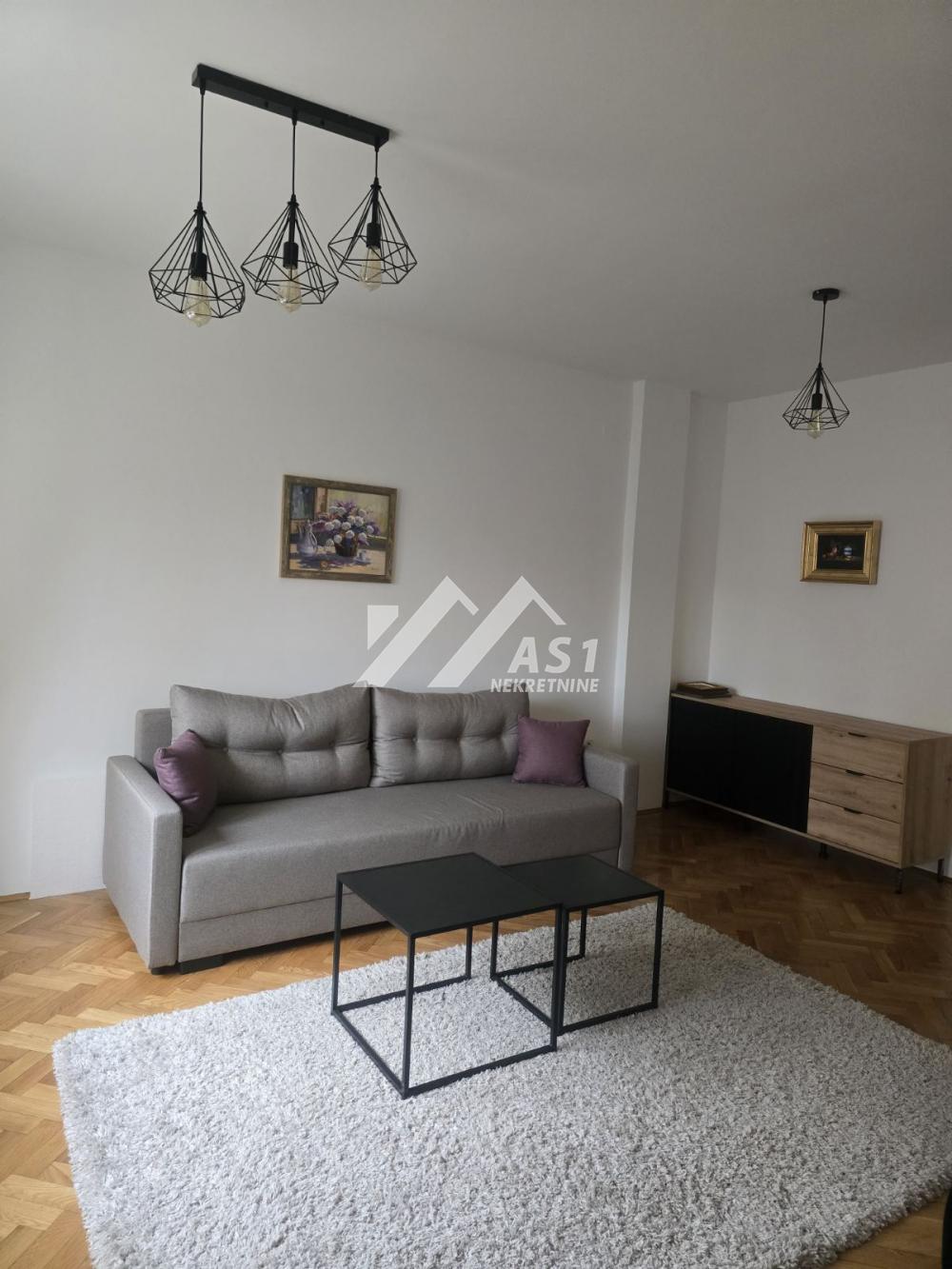 Izdajem LUX dvosoban komforan stan u novijoj zgradi na Podbari !!! ID#5047 500 €