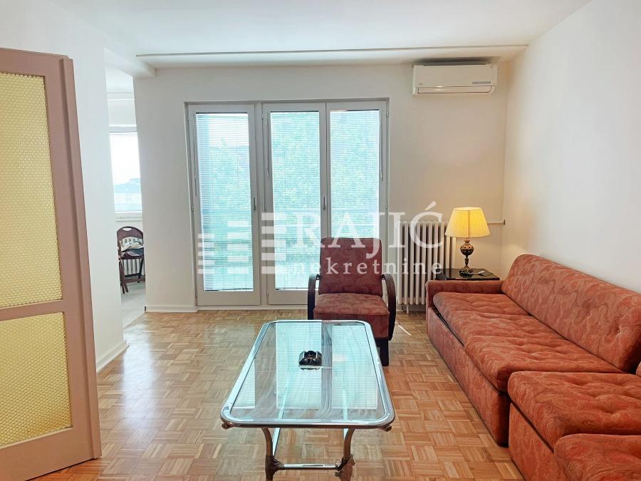 Novi Beograd,Jurija Gagarina,76m2,3.0 #4398 900 €