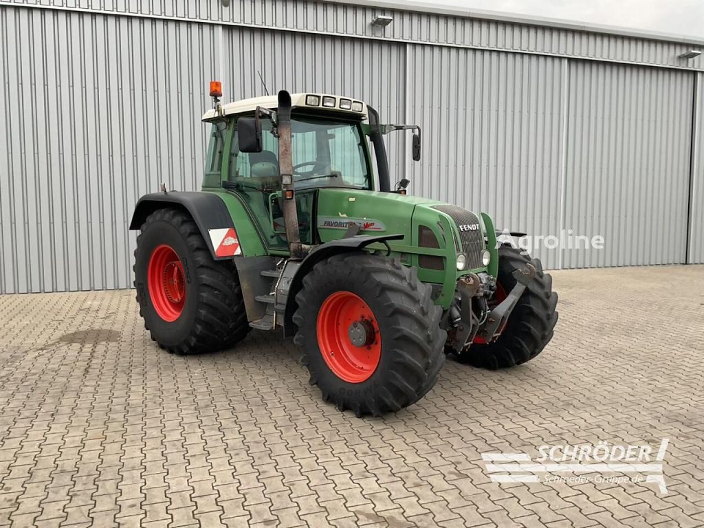 Fendt 716 VARIO traktor točkaš