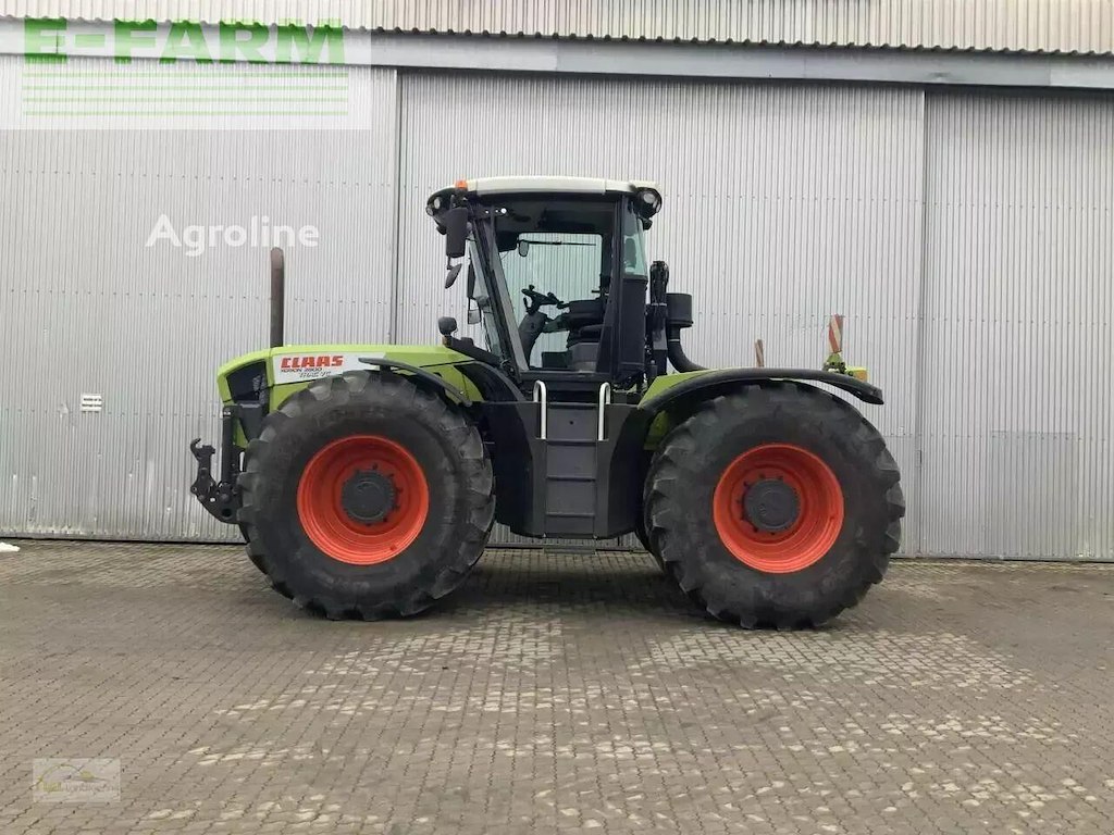 Claas xerion 3300 traktor točkaš